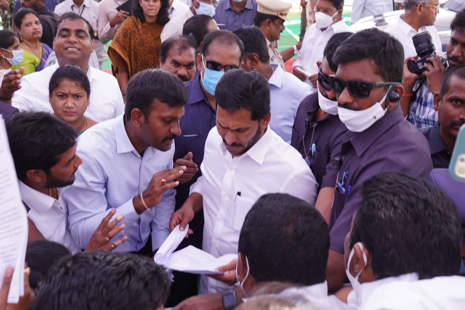 Ap cm ys jagan and union minister Gajendra Singh Shekawat polavaram visit photos | Polavaram Ys ...
